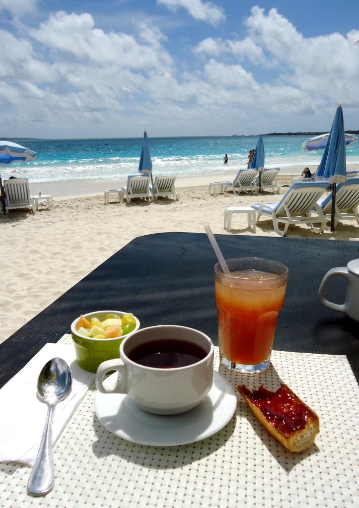 Breakfast On The Beach (Sint Maarten) - Blog Bordelaise By Mimi